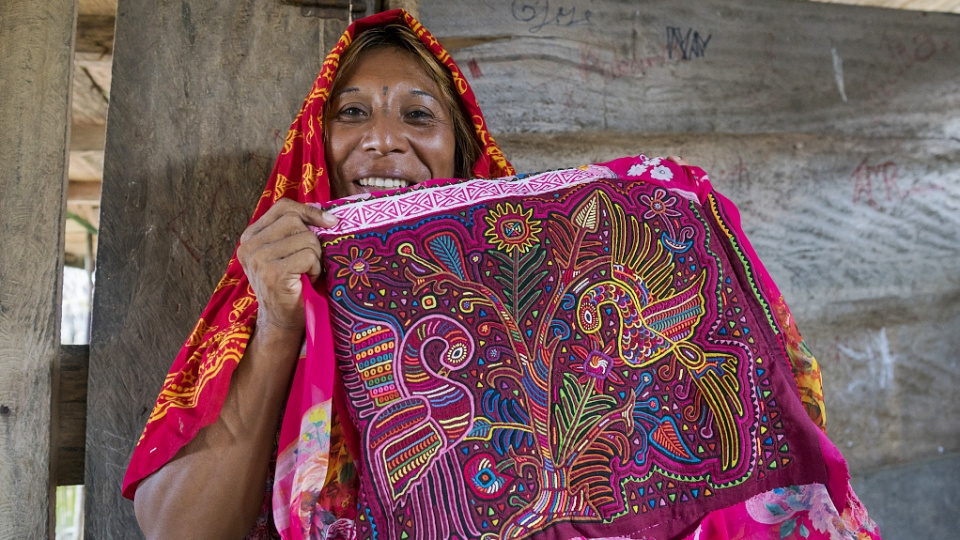 Panamá buscará inclusión de técnicas de elaboración de molas indígenas ...