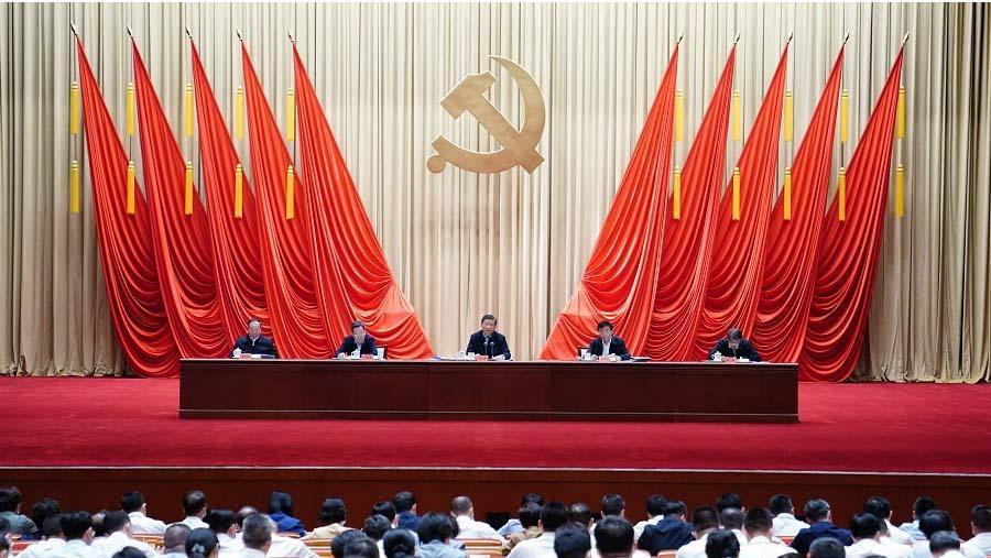 Xi Jinping insta a funcionarios jóvenes a fortalecer la lealtad y la ...