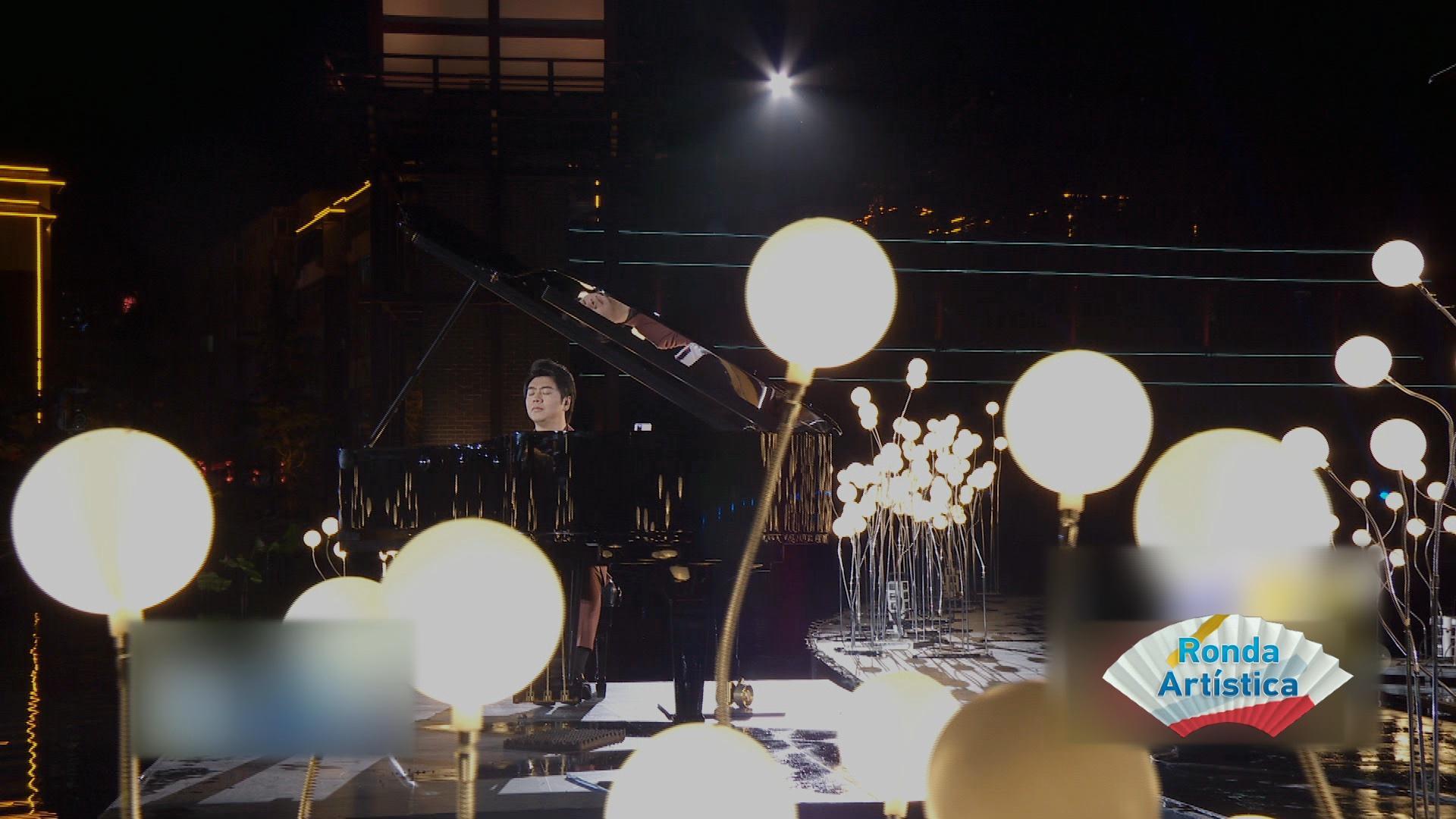 Variaciones Goldberg, BWV 988 de J.S.Bach y Fuegos artificiales eternos ...